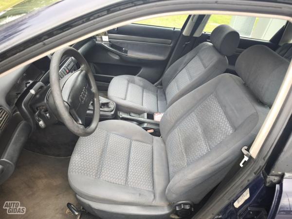 Blue Audi A4 1996 in Telschi, with an engine capacity of 1.90 L and mileage of 290 thousand km for 1350 €, photo 8 on AUTOMOTO.COM.LV
