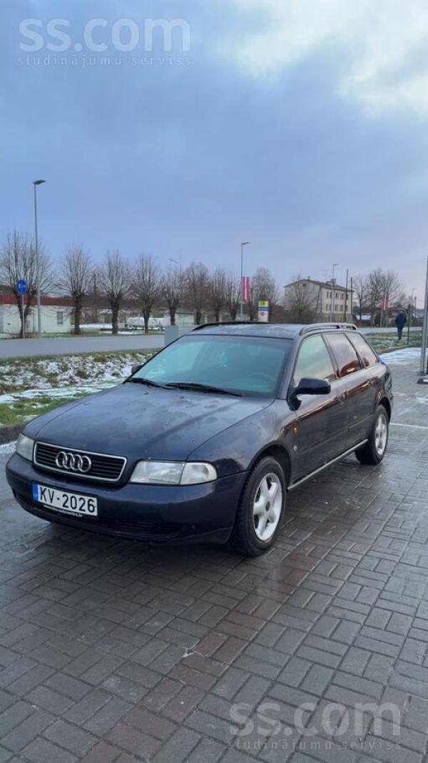Синий Ауди А4 1996 в Тукумс, объемом двигателя 1.90 л и пробегом 514 тыс. км за 900 €, фото 2 на AUTOMOTO.COM.LV