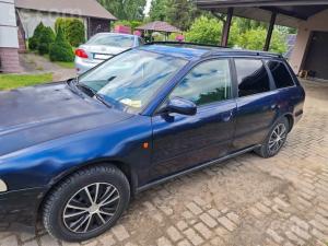 Blue Audi A4 1996 in Daugavpils, with an engine capacity of 1.80 L and mileage of 297 thousand km for 1200 €, photo 11 on AUTOMOTO.COM.LV