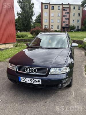 Zils Audi A4 1996 Tukums, ar dzinēja tilpumu 1.90 L un nobraukumu 457 tūkst. km par 950 €, foto 5 vietnē AUTOMOTO.COM.LV