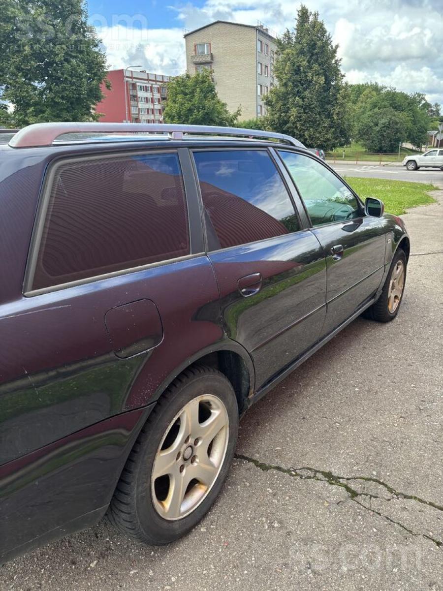Zils Audi A4 1996 Tukums, ar dzinēja tilpumu 1.90 L un nobraukumu 457 tūkst. km par 950 €, foto 8 vietnē AUTOMOTO.COM.LV