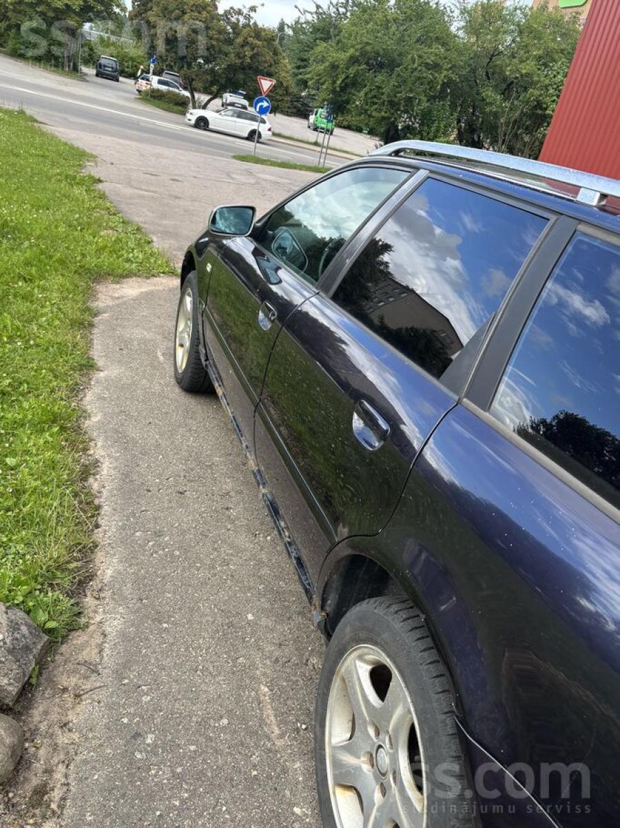 Zils Audi A4 1996 Tukums, ar dzinēja tilpumu 1.90 L un nobraukumu 457 tūkst. km par 950 €, foto 9 vietnē AUTOMOTO.COM.LV