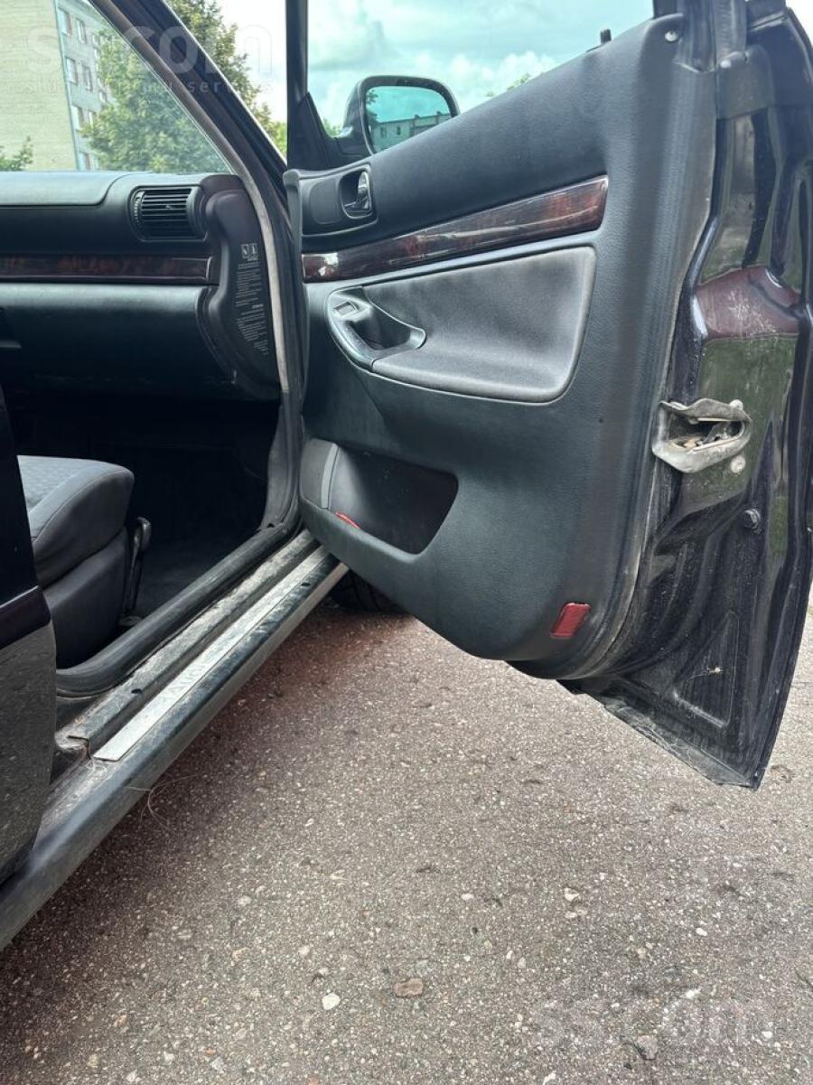 Zils Audi A4 1996 Tukums, ar dzinēja tilpumu 1.90 L un nobraukumu 457 tūkst. km par 950 €, foto 15 vietnē AUTOMOTO.COM.LV