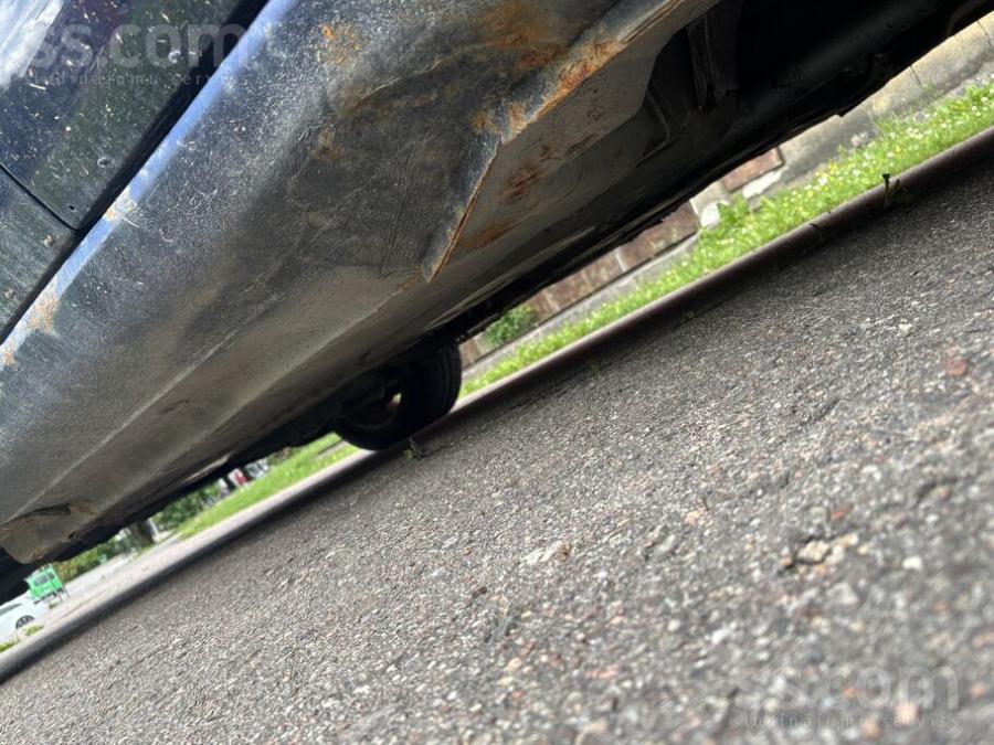 Zils Audi A4 1996 Tukums, ar dzinēja tilpumu 1.90 L un nobraukumu 457 tūkst. km par 950 €, foto 18 vietnē AUTOMOTO.COM.LV