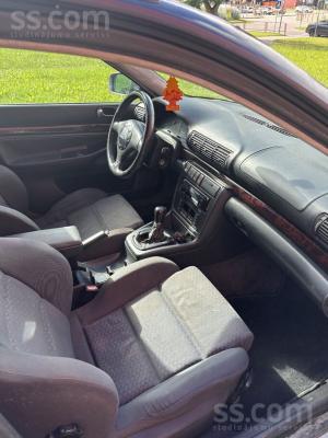 Zils Audi A4 1996 Tukums, ar dzinēja tilpumu 1.90 L un nobraukumu 457 tūkst. km par 950 €, foto 24 vietnē AUTOMOTO.COM.LV