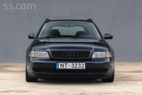 Ауди А4 1996 в Рига на AUTOMOTO.COM.LV Синий Ауди А4 1996 в Рига, объемом двигателя 2.60 л и пробегом 350 тыс. км за 2499 €, фото 3 на AUTOMOTO.COM.LV