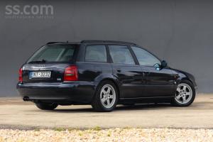 Синий Ауди А4 1996 в Рига, объемом двигателя 2.60 л и пробегом 350 тыс. км за 2499 €, фото 7 на AUTOMOTO.COM.LV