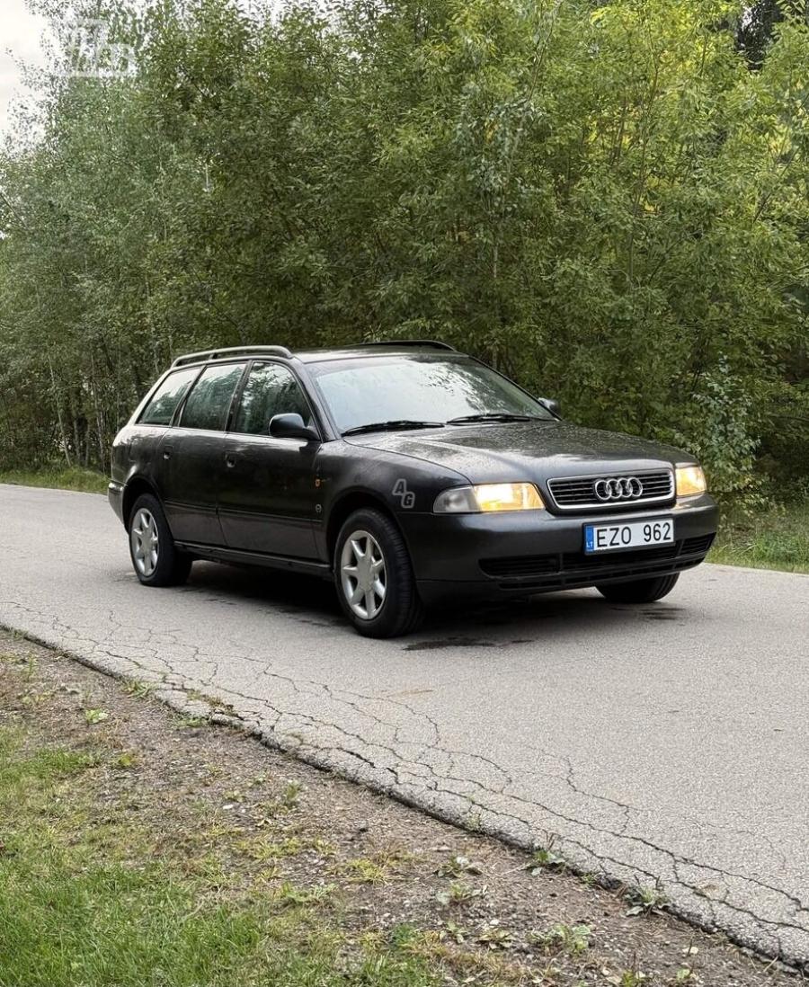 Zils Audi A4 1996 Vievis, ar dzinēja tilpumu 1.90 L un nobraukumu 480 tūkst. km par 900 €, foto 3 vietnē AUTOMOTO.COM.LV