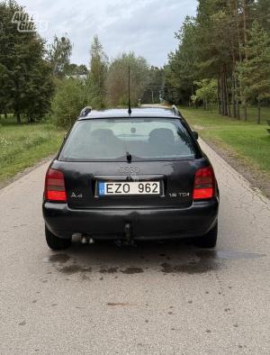 Zils Audi A4 1996 Vievis, ar dzinēja tilpumu 1.90 L un nobraukumu 480 tūkst. km par 900 €, foto 5 vietnē AUTOMOTO.COM.LV