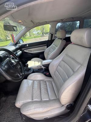 Zils Audi A4 1997 Gargždai, ar dzinēja tilpumu 1.80 L un nobraukumu 320 tūkst. km par 900 €, foto 7 vietnē AUTOMOTO.COM.LV