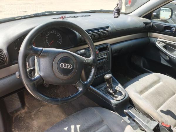 Zils Audi A4 1997 Cēsis, ar dzinēja tilpumu 1.80 L un nobraukumu 359 tūkst. km par 670 €, foto 2 vietnē AUTOMOTO.COM.LV