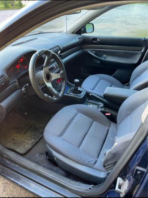 Blue Audi A4 1997 in Sillamae, with an engine capacity of 1.90 L and mileage of 407 thousand km for 1199 €, photo 7 on AUTOMOTO.COM.LV