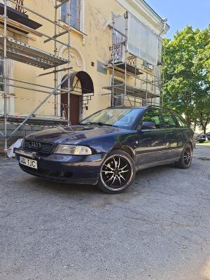 Blue Audi A4 1997 in Sillamae, with an engine capacity of 1.90 L and mileage of 407 thousand km for 1199 €, photo 11 on AUTOMOTO.COM.LV