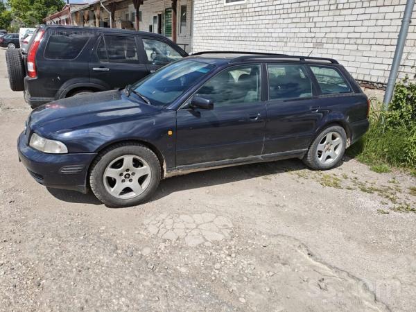 Zils Audi A4 1997 Cēsis, ar dzinēja tilpumu 1.80 L un nobraukumu 359 tūkst. km par 550 €, foto 4 vietnē AUTOMOTO.COM.LV