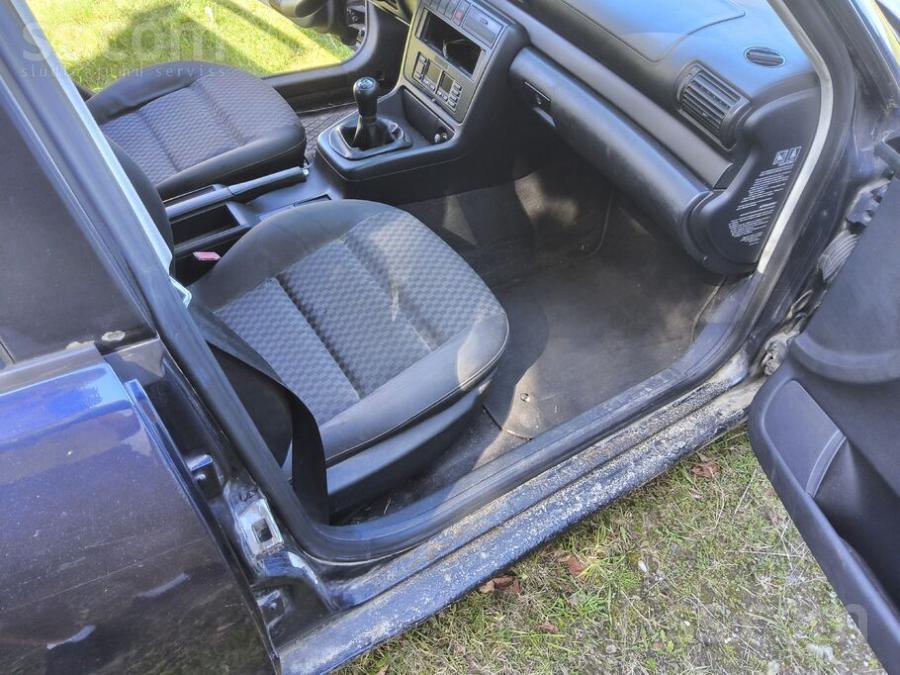 Blue Audi A4 1997 in Ludza, with an engine capacity of 1.90 L and mileage of 376 thousand km for 1000 €, photo 6 on AUTOMOTO.COM.LV
