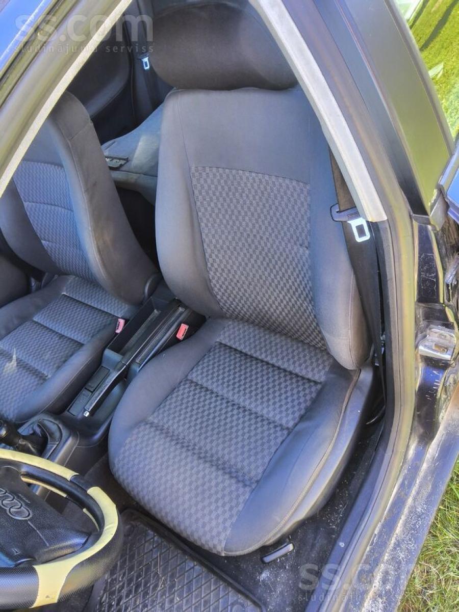 Blue Audi A4 1997 in Ludza, with an engine capacity of 1.90 L and mileage of 376 thousand km for 1000 €, photo 17 on AUTOMOTO.COM.LV