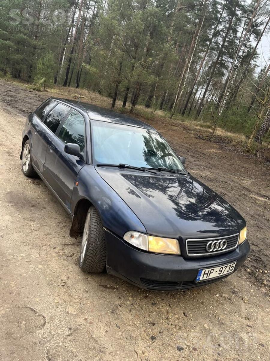 Zils Audi A4 1998 Rīga, ar dzinēja tilpumu 1.90 L un nobraukumu 362 tūkst. km par 1600 €, foto 1 vietnē AUTOMOTO.COM.LV