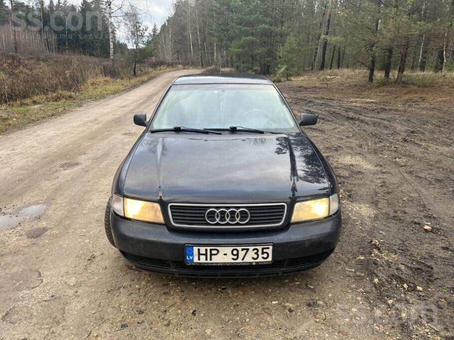 Zils Audi A4 1998 Rīga, ar dzinēja tilpumu 1.90 L un nobraukumu 362 tūkst. km par 1600 €, foto 3 vietnē AUTOMOTO.COM.LV