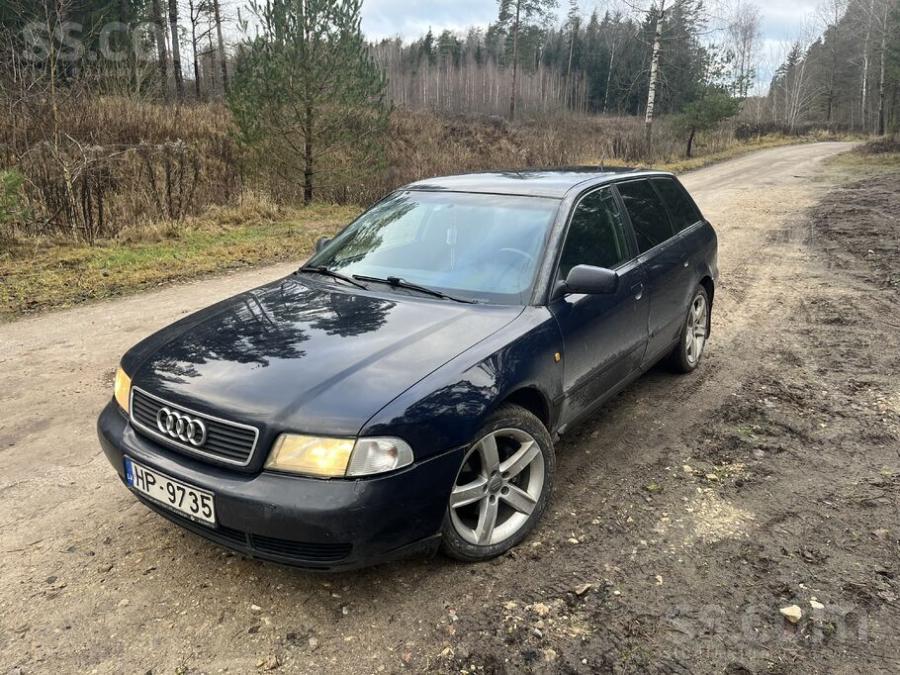 Zils Audi A4 1998 Rīga, ar dzinēja tilpumu 1.90 L un nobraukumu 365 tūkst. km par 1200 €, foto 1 vietnē AUTOMOTO.COM.LV