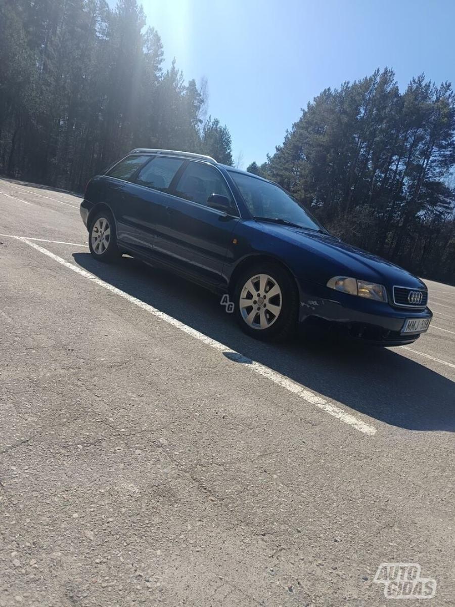 Zils Audi A4 1998 Ukmergė, ar dzinēja tilpumu 2.80 L un nobraukumu 318 tūkst. km par 1850 €, foto 3 vietnē AUTOMOTO.COM.LV
