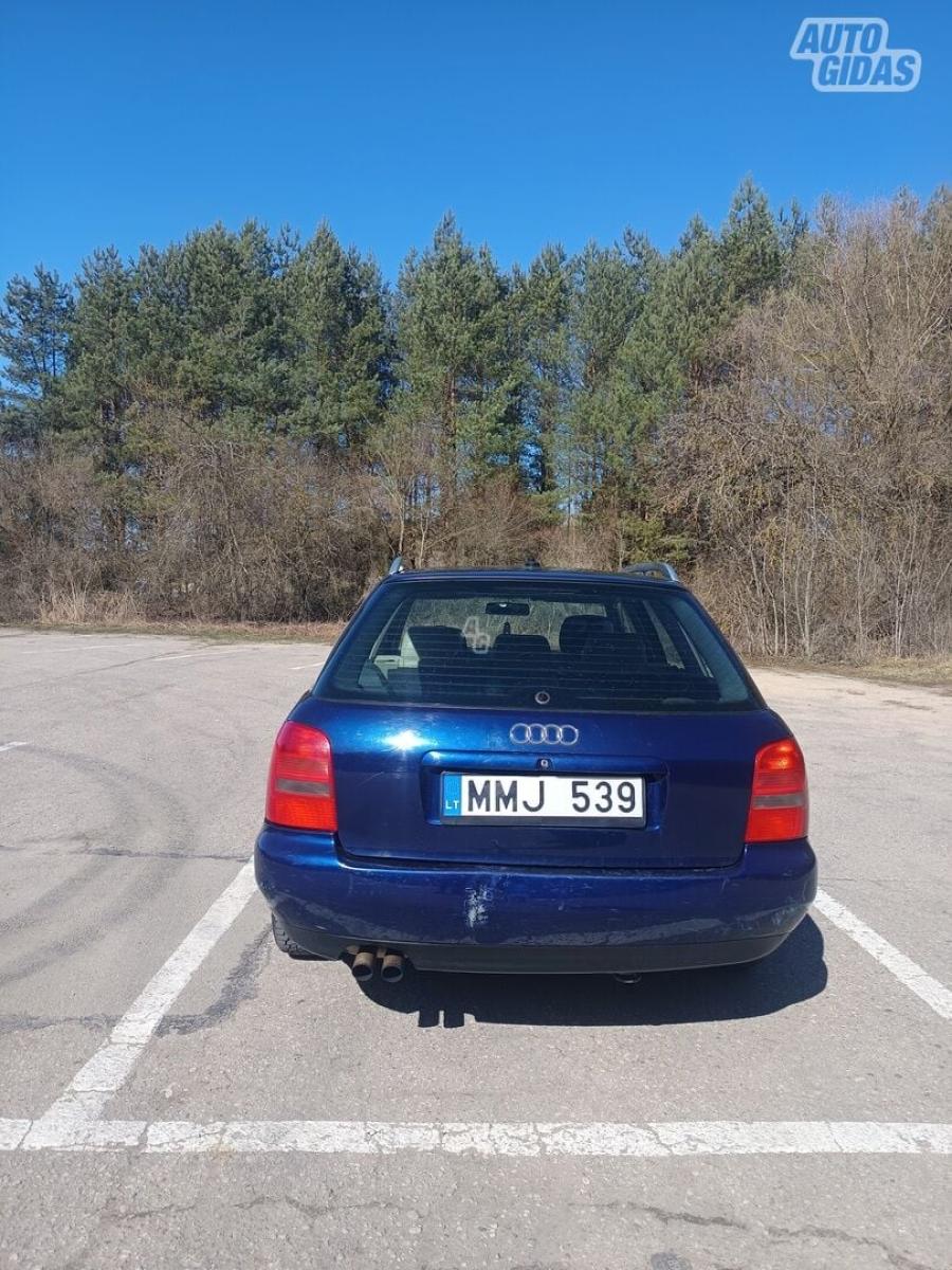 Zils Audi A4 1998 Ukmergė, ar dzinēja tilpumu 2.80 L un nobraukumu 318 tūkst. km par 1850 €, foto 6 vietnē AUTOMOTO.COM.LV