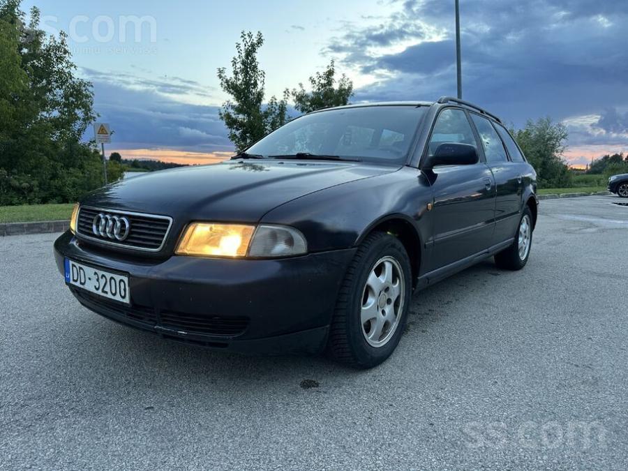 Blue Audi A4 1998 in Riga, with an engine capacity of 1.80 L and mileage of 467 thousand km for 1200 €, photo 1 on AUTOMOTO.COM.LV