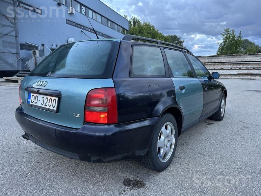 Blue Audi A4 1998 in Riga, with an engine capacity of 1.80 L and mileage of 467 thousand km for 1200 €, photo 4 on AUTOMOTO.COM.LV
