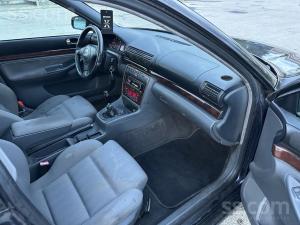 Blue Audi A4 1998 in Riga, with an engine capacity of 1.80 L and mileage of 467 thousand km for 1200 €, photo 7 on AUTOMOTO.COM.LV