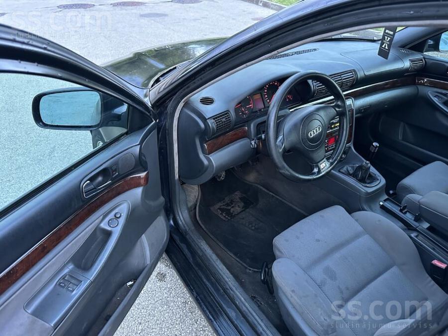 Blue Audi A4 1998 in Riga, with an engine capacity of 1.80 L and mileage of 467 thousand km for 1200 €, photo 8 on AUTOMOTO.COM.LV