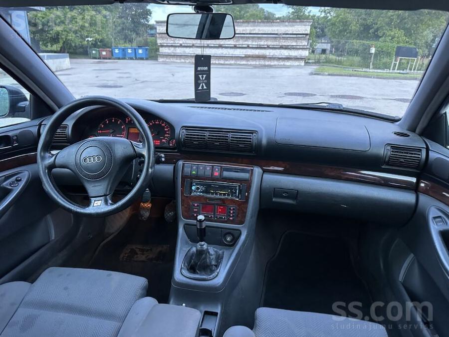 Blue Audi A4 1998 in Riga, with an engine capacity of 1.80 L and mileage of 467 thousand km for 1200 €, photo 9 on AUTOMOTO.COM.LV