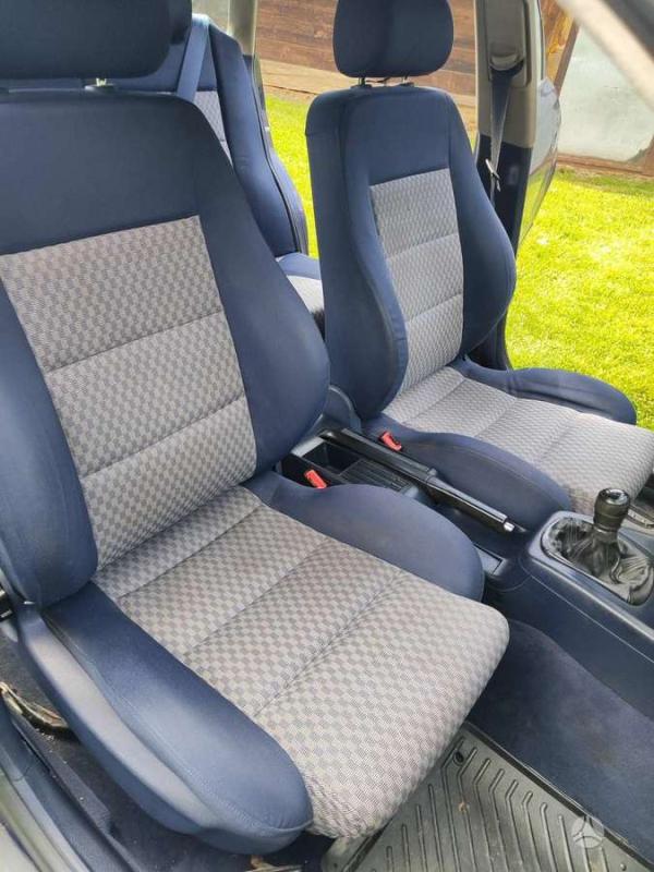 Blue Audi A4 1998 in Vilnius, with an engine capacity of 1.78 L and mileage of 291 thousand km for 1100 €, photo 10 on AUTOMOTO.COM.LV