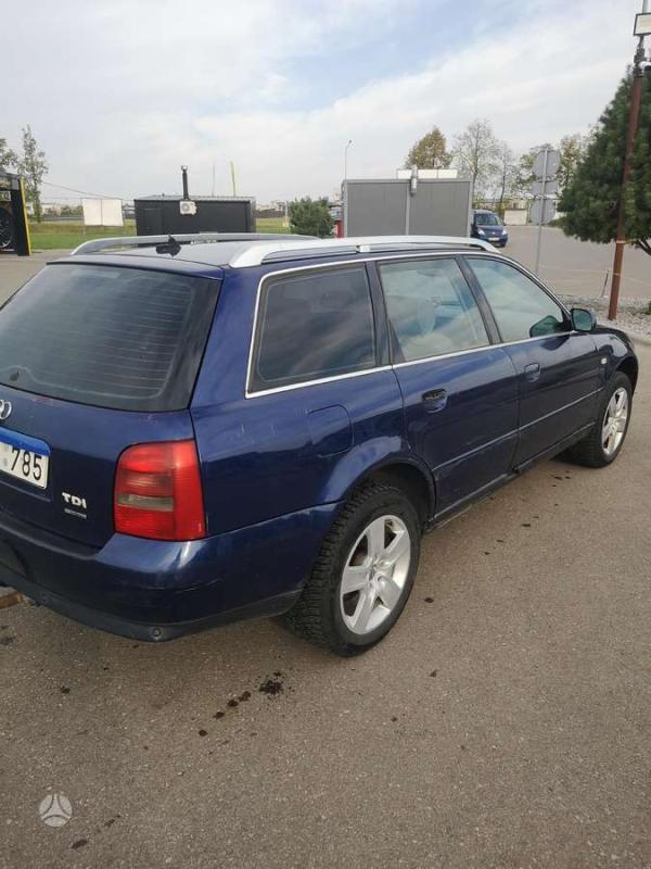 Zils Audi A4 1999 Kauņa, ar dzinēja tilpumu 1.90 L un nobraukumu 520 tūkst. km par 2200 €, foto 4 vietnē AUTOMOTO.COM.LV