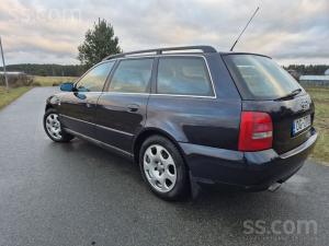 Blue Audi A4 1999 in Riga, with an engine capacity of 1.80 L and mileage of 418 thousand km for 1000 €, photo 7 on AUTOMOTO.COM.LV