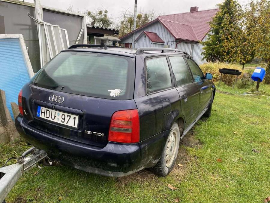 Blue Audi A4 1999 in Druskininkai, with an engine capacity of 1.90 L and mileage of 400 thousand km for 700 €, photo 4 on AUTOMOTO.COM.LV