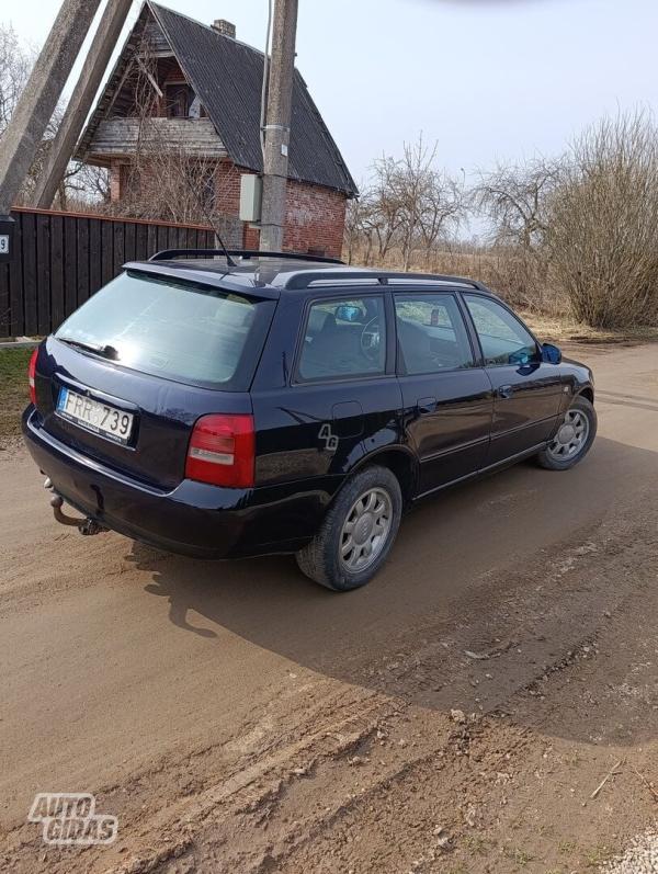 Zils Audi A4 1999 Ukmergė, ar dzinēja tilpumu 1.90 L un nobraukumu 3945 tūkst. km par 980 €, foto 4 vietnē AUTOMOTO.COM.LV