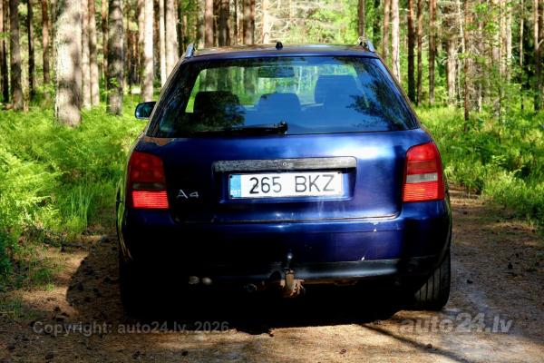 Синий Ауди А4 1999 в Сауэ, объемом двигателя 1.90 л и пробегом 416 тыс. км за 1200 €, фото 4 на AUTOMOTO.COM.LV