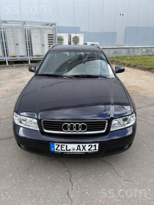 Zils Audi A4 1999 Rīga, ar dzinēja tilpumu 1.90 L un nobraukumu 353 tūkst. km par 2450 €, foto 4 vietnē AUTOMOTO.COM.LV