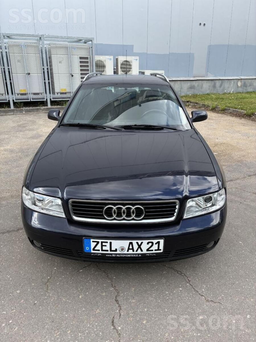 Zils Audi A4 1999 Rīga, ar dzinēja tilpumu 1.90 L un nobraukumu 353 tūkst. km par 2450 €, foto 4 vietnē AUTOMOTO.COM.LV
