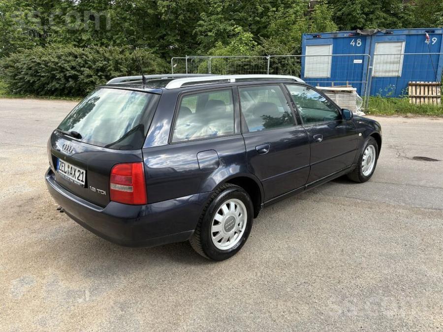 Zils Audi A4 1999 Rīga, ar dzinēja tilpumu 1.90 L un nobraukumu 353 tūkst. km par 2450 €, foto 6 vietnē AUTOMOTO.COM.LV