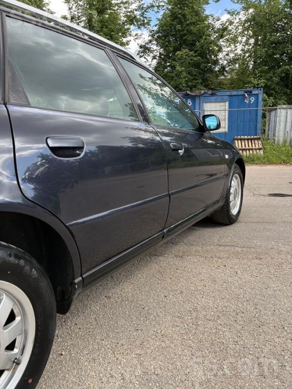 Blue Audi A4 1999 in Riga, with an engine capacity of 1.90 L and mileage of 353 thousand km for 2450 €, photo 9 on AUTOMOTO.COM.LV