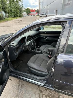 Zils Audi A4 1999 Rīga, ar dzinēja tilpumu 1.90 L un nobraukumu 353 tūkst. km par 2450 €, foto 15 vietnē AUTOMOTO.COM.LV