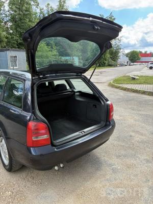 Zils Audi A4 1999 Rīga, ar dzinēja tilpumu 1.90 L un nobraukumu 353 tūkst. km par 2450 €, foto 21 vietnē AUTOMOTO.COM.LV