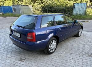 Blue Audi A4 1999 in Riga, with an engine capacity of 1.90 L and mileage of 375 thousand km for 2550 €, photo 6 on AUTOMOTO.COM.LV