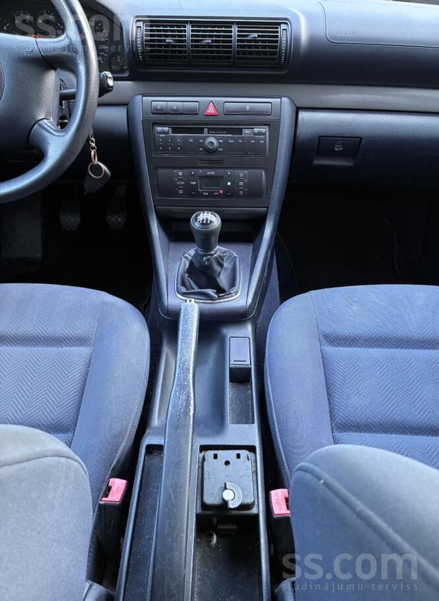 Blue Audi A4 1999 in Riga, with an engine capacity of 1.90 L and mileage of 375 thousand km for 2550 €, photo 19 on AUTOMOTO.COM.LV