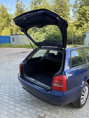 Blue Audi A4 1999 in Riga, with an engine capacity of 1.90 L and mileage of 375 thousand km for 2550 €, photo 24 on AUTOMOTO.COM.LV