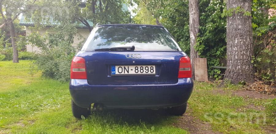 Zils Audi A4 1999 Rīga, ar dzinēja tilpumu 1.90 L un nobraukumu 381 tūkst. km par 3450 €, foto 16 vietnē AUTOMOTO.COM.LV