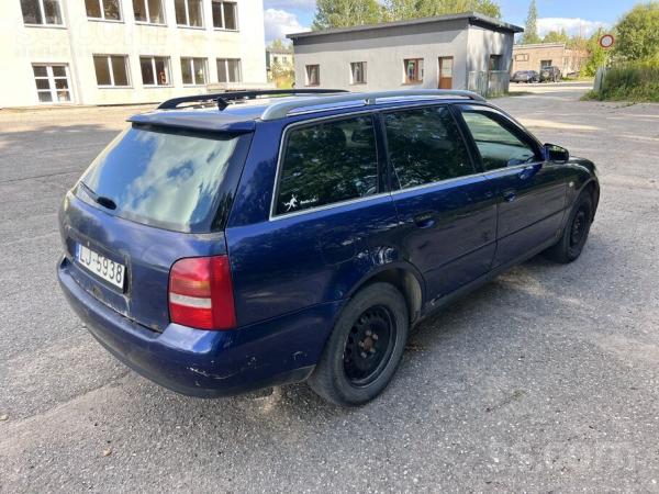 Blue Audi A4 1999 in Limbazi, with an engine capacity of 1.90 L and mileage of 489 thousand km for 550 €, photo 5 on AUTOMOTO.COM.LV