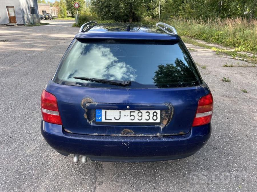 Blue Audi A4 1999 in Limbazi, with an engine capacity of 1.90 L and mileage of 489 thousand km for 550 €, photo 6 on AUTOMOTO.COM.LV