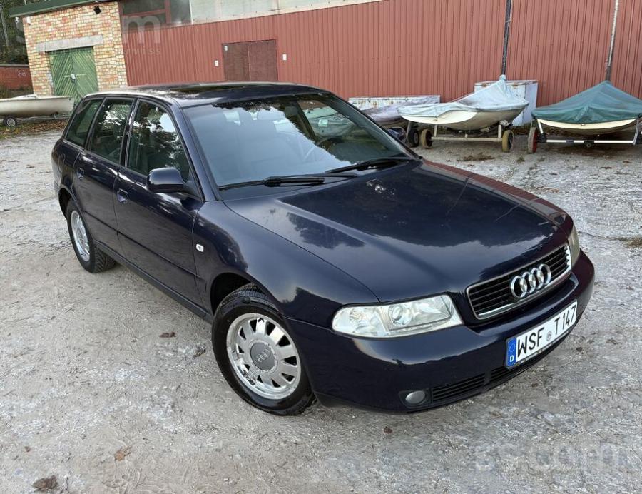Zils Audi A4 1999 Rīga, ar dzinēja tilpumu 1.90 L un nobraukumu 288 tūkst. km par 2390 €, foto 3 vietnē AUTOMOTO.COM.LV
