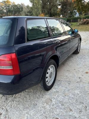 Zils Audi A4 1999 Rīga, ar dzinēja tilpumu 1.90 L un nobraukumu 288 tūkst. km par 2390 €, foto 9 vietnē AUTOMOTO.COM.LV